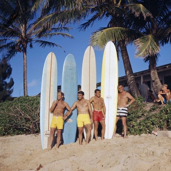 LeRoy Grannis | Club of the Waves