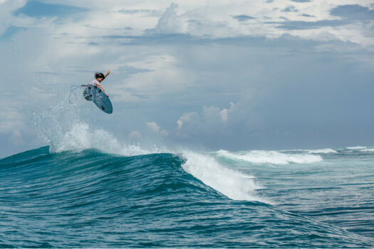 Jason Reposar — Surf Photographer in Bali, Indonesia (via England)